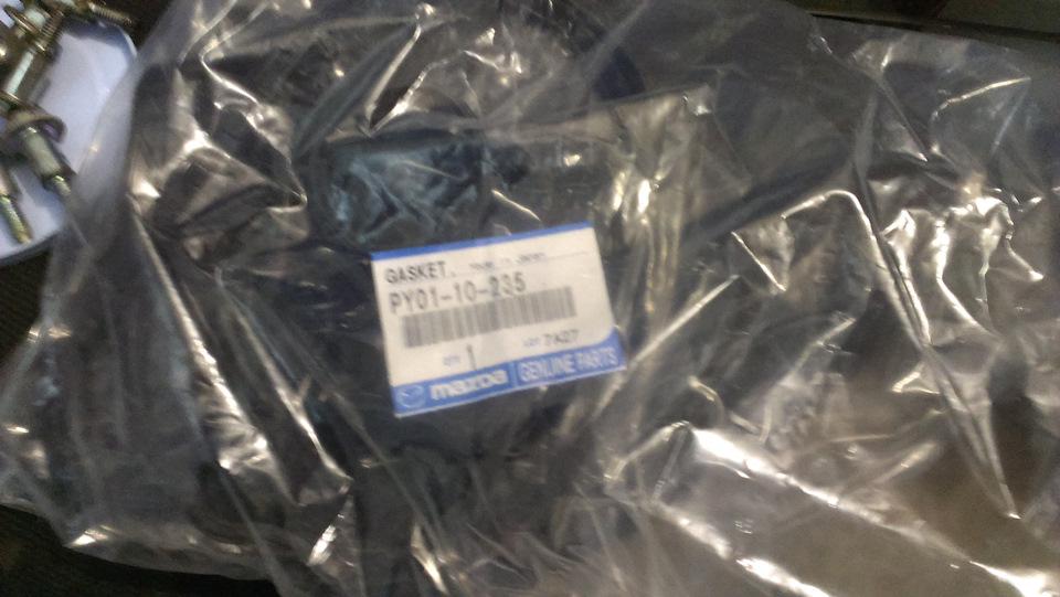 PY0110235 Прокладка клапонной крышки CX-5 2,5 Mazda | Запчасти на DRIVE2