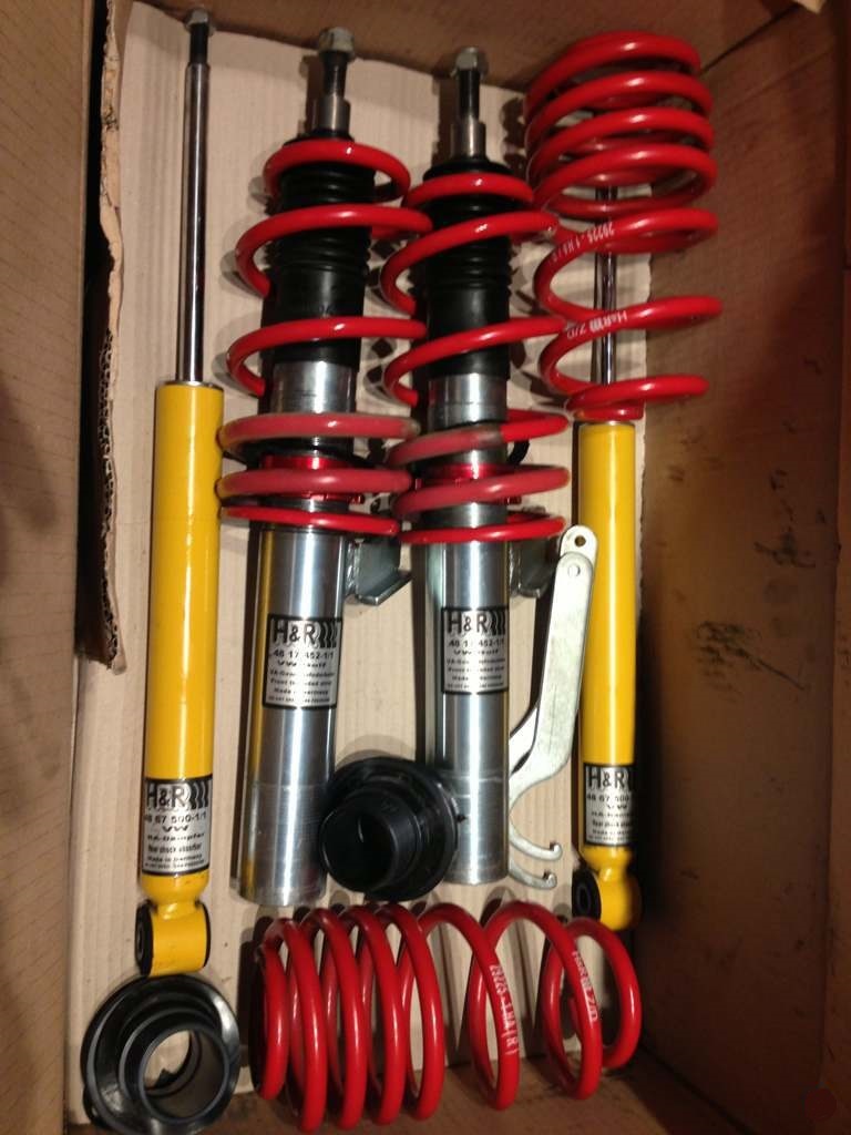 H&R Ultra Low — Volkswagen Golf GTI Mk6, 2 л, 2011 года | тюнинг | DRIVE2