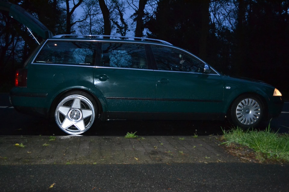3SDM R19 8.5J, ET42. Диски на лето — Volkswagen Passat Variant (B5), 1 ...