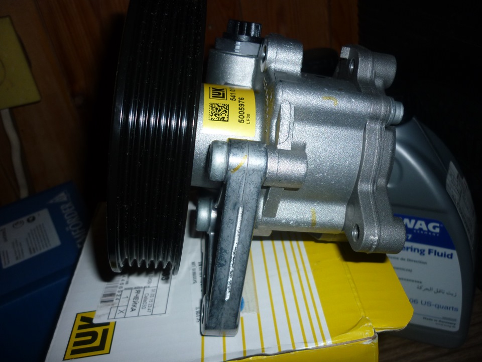 замена насоса гидроусилителя — Mercedes-Benz E-Class (W211), 3,2 л ...