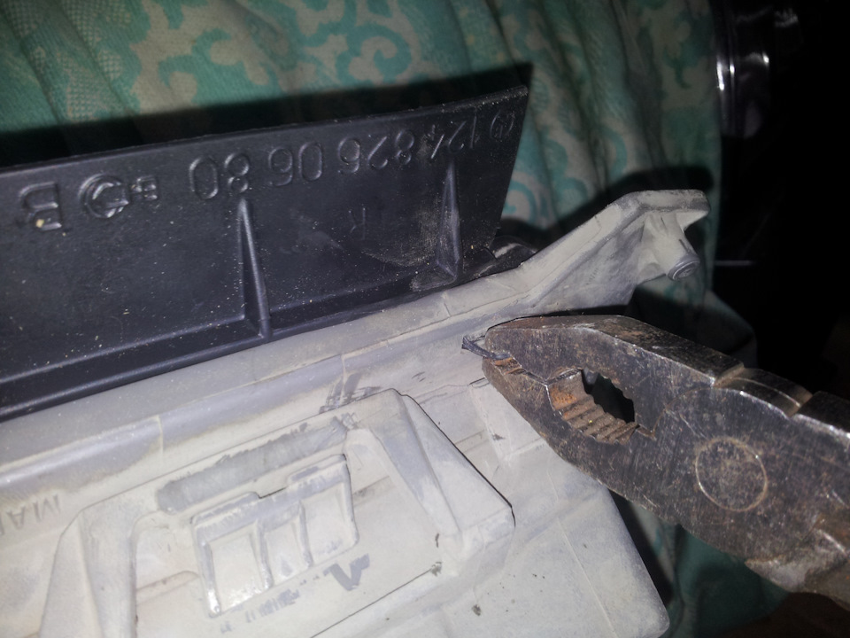 A0028200001 LKW / ФОНАРЬ ДВЕРИ/INNENLEUCHTE Mercedes | Запчасти на DRIVE2