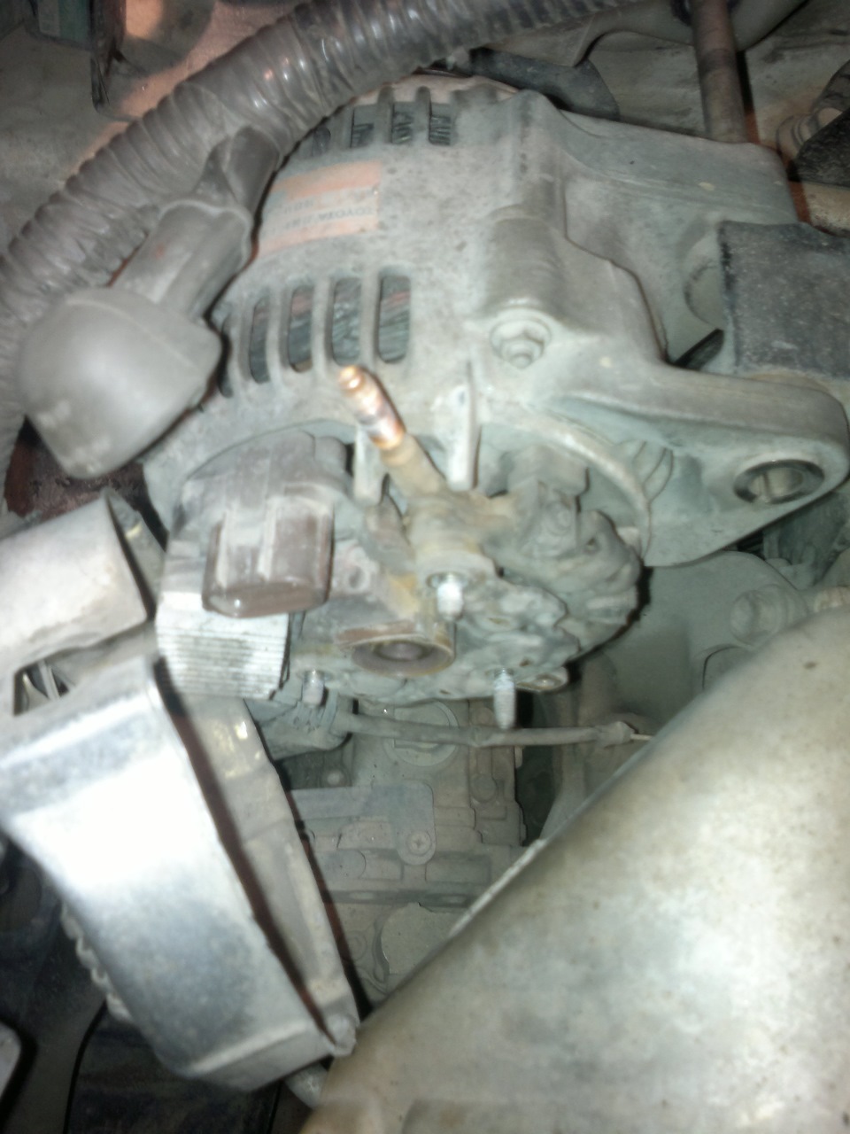 Замена Щеток генератора — Toyota Corolla (110), 1,5 л, 1999 года ...