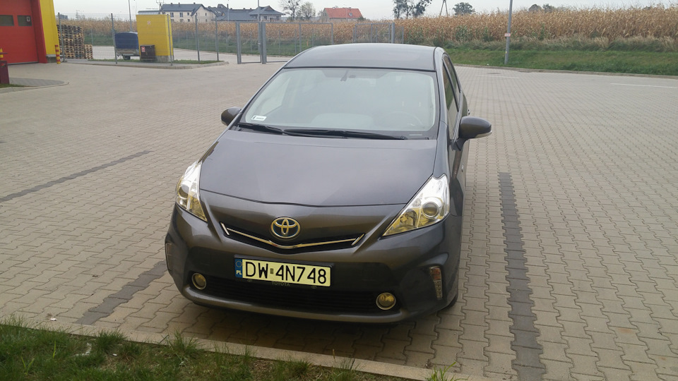 Toyota Prius V 1.8 гибридный 2012 | Plus на DRIVE2