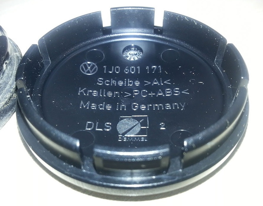 # 49 Колпачки колёс и ковырялки для салона ) — Volkswagen Passat B6, 5 ...