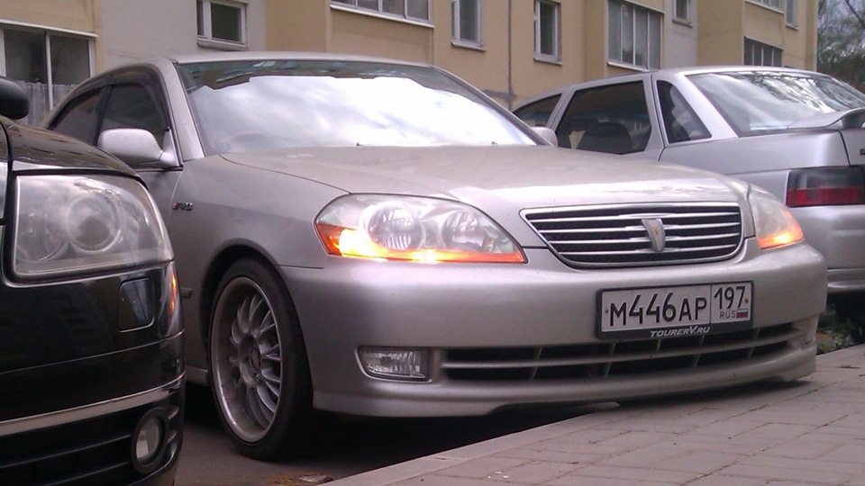 Toyota Mark II (110) 2.5 бензиновый 2002 | lounge spaceship) на DRIVE2