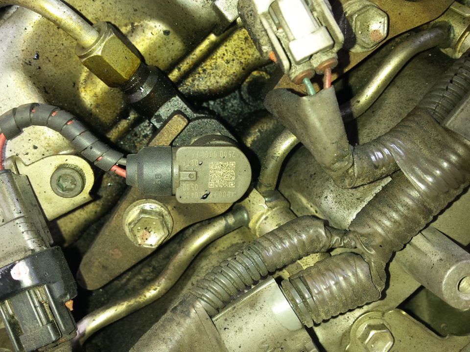 Замена колец и уплотнителей на форсунках. — Toyota Avensis II, 2,2 л ...