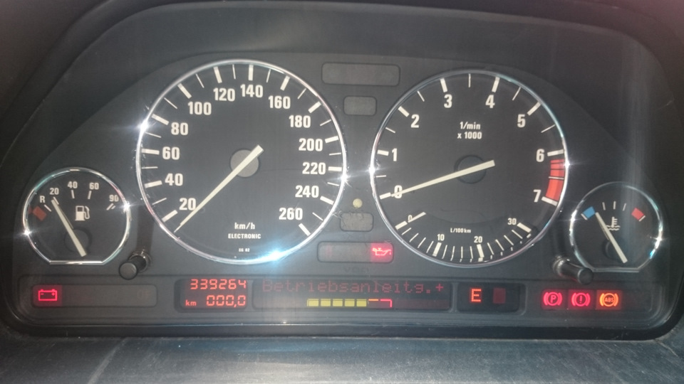 Больше хрома — BMW 7 series (E32), 3,5 л, 1990 года | стайлинг | DRIVE2