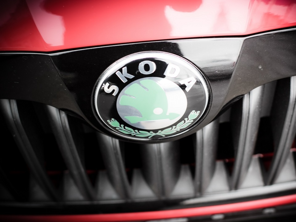 ТО-12 замена трансформатора высокого напряжения и проводов — Skoda ...