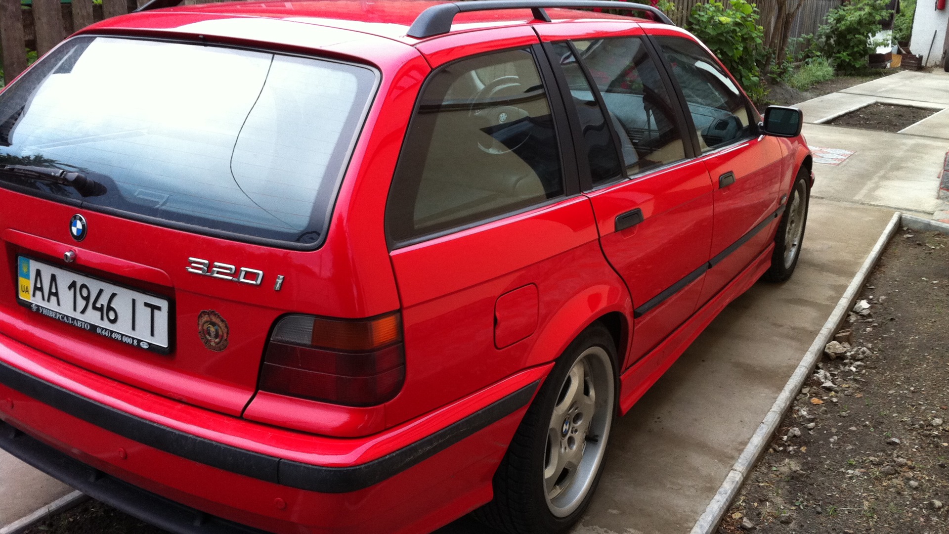 BMW 3 series (E36) 2.0 бензиновый 1997 | 320i touring m52 2.0 на DRIVE2