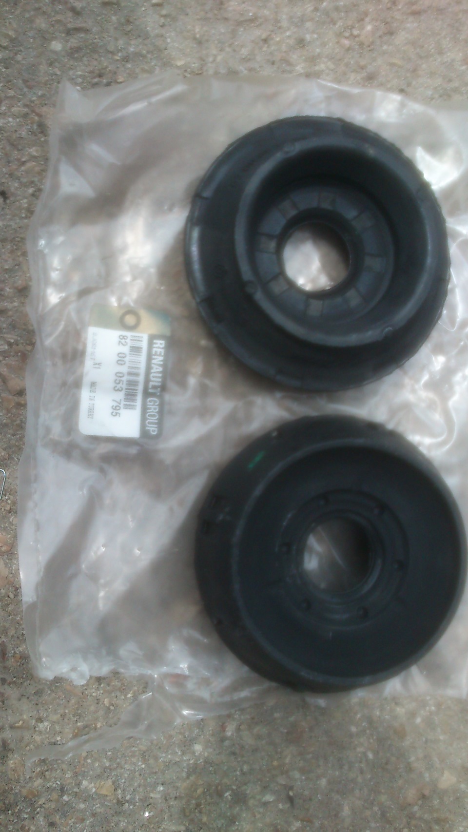 8200053795 Элемент опоры пер стойки (рез, мет) RENAULT | Запчасти на DRIVE2