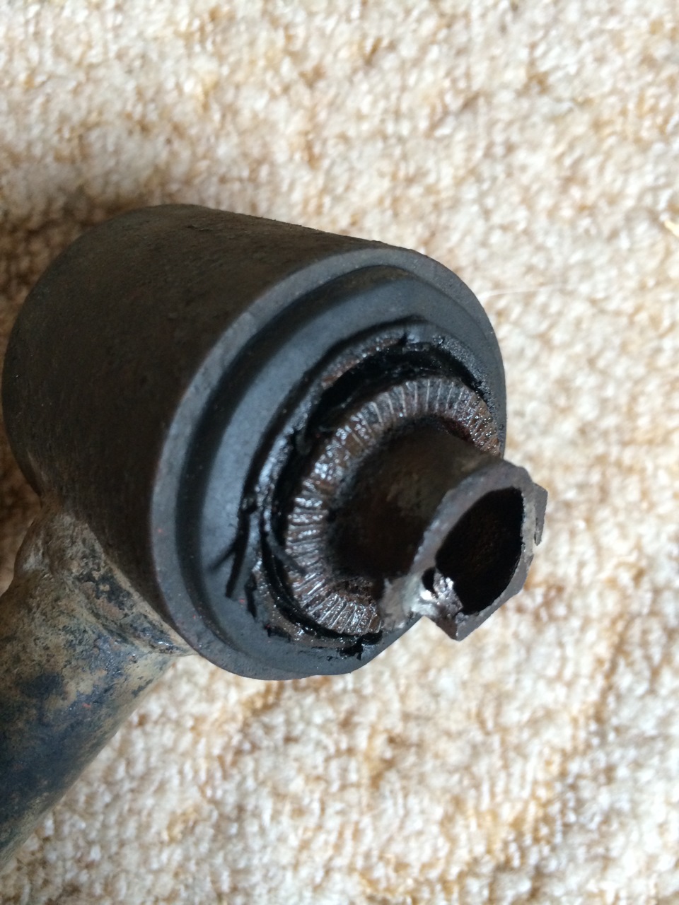 Замена сайлентов в поперечных тягах — Toyota Caldina (210), 2 л, 1998 ...