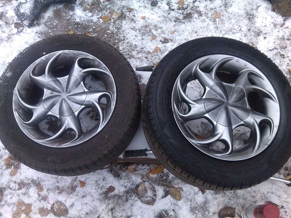 Чернитель резины 3ton. — Chevrolet Cobalt (2G), 1,5 л, 2014 года | шины ...
