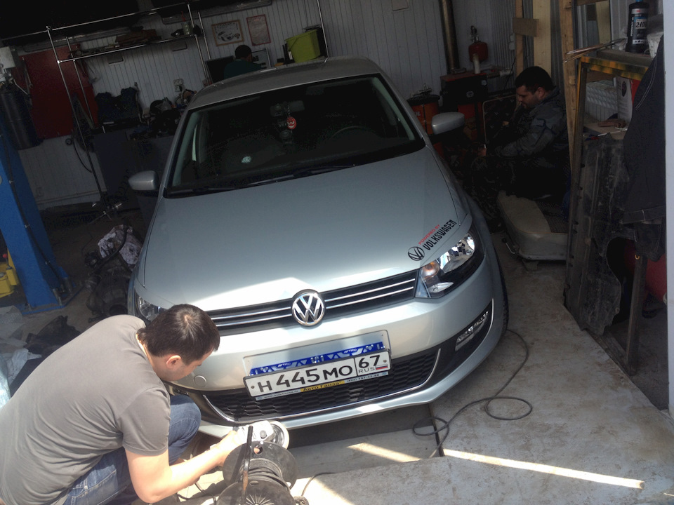 Полировка! — Volkswagen Polo Sedan, 1,6 л, 2011 года | тюнинг | DRIVE2