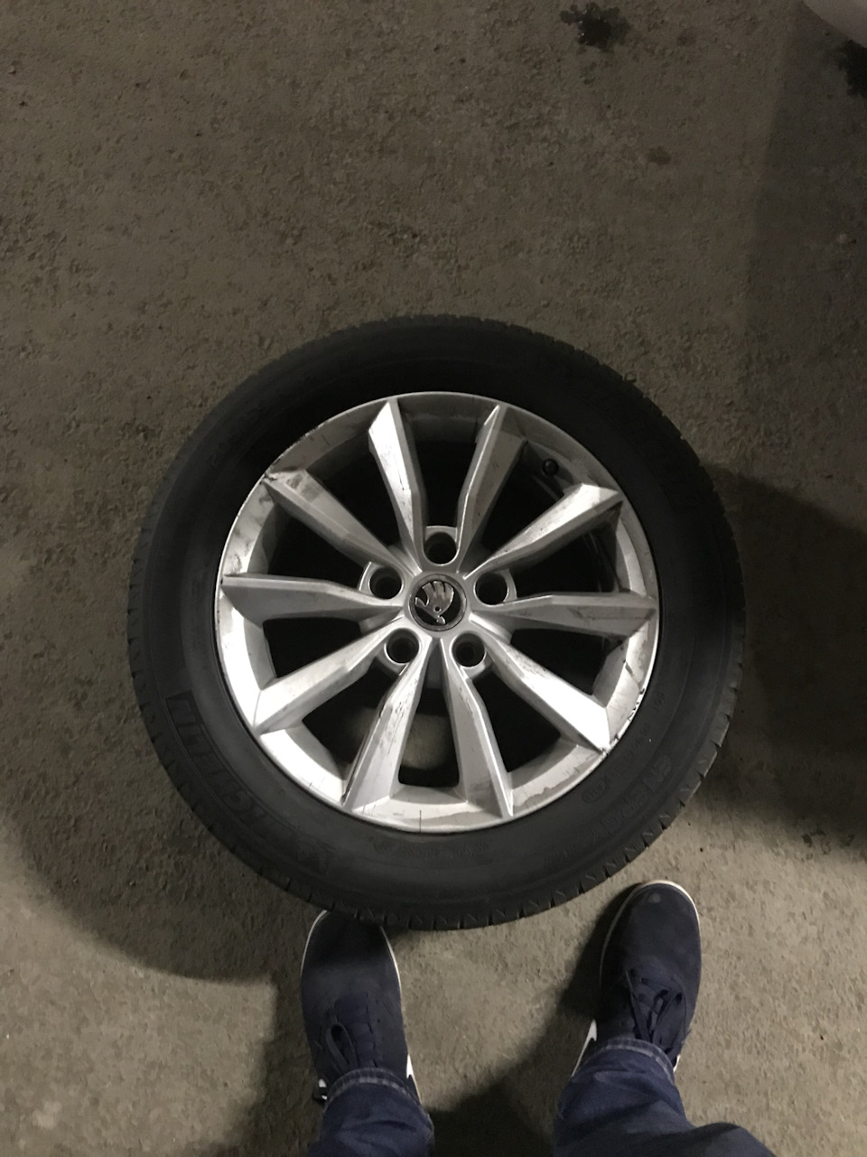 Изучаю спрос диски 16 оригинал — Skoda Octavia A7 Mk3, 1,4 л, 2014 года ...