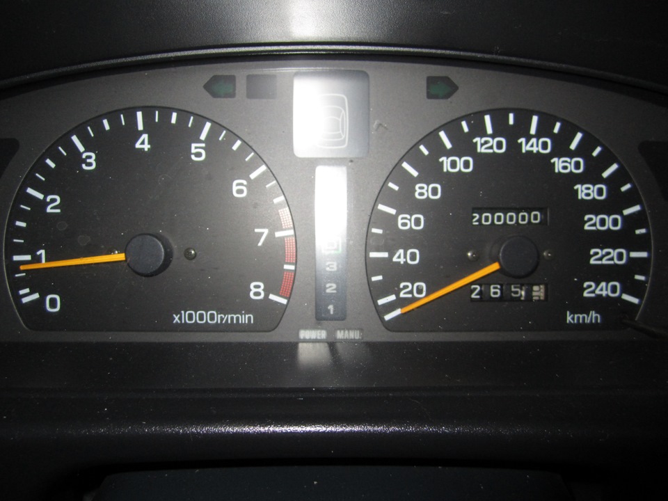 Юбилейный пробег — Subaru Legacy (BC/BJ/BF), 1,8 л, 1990 года ...