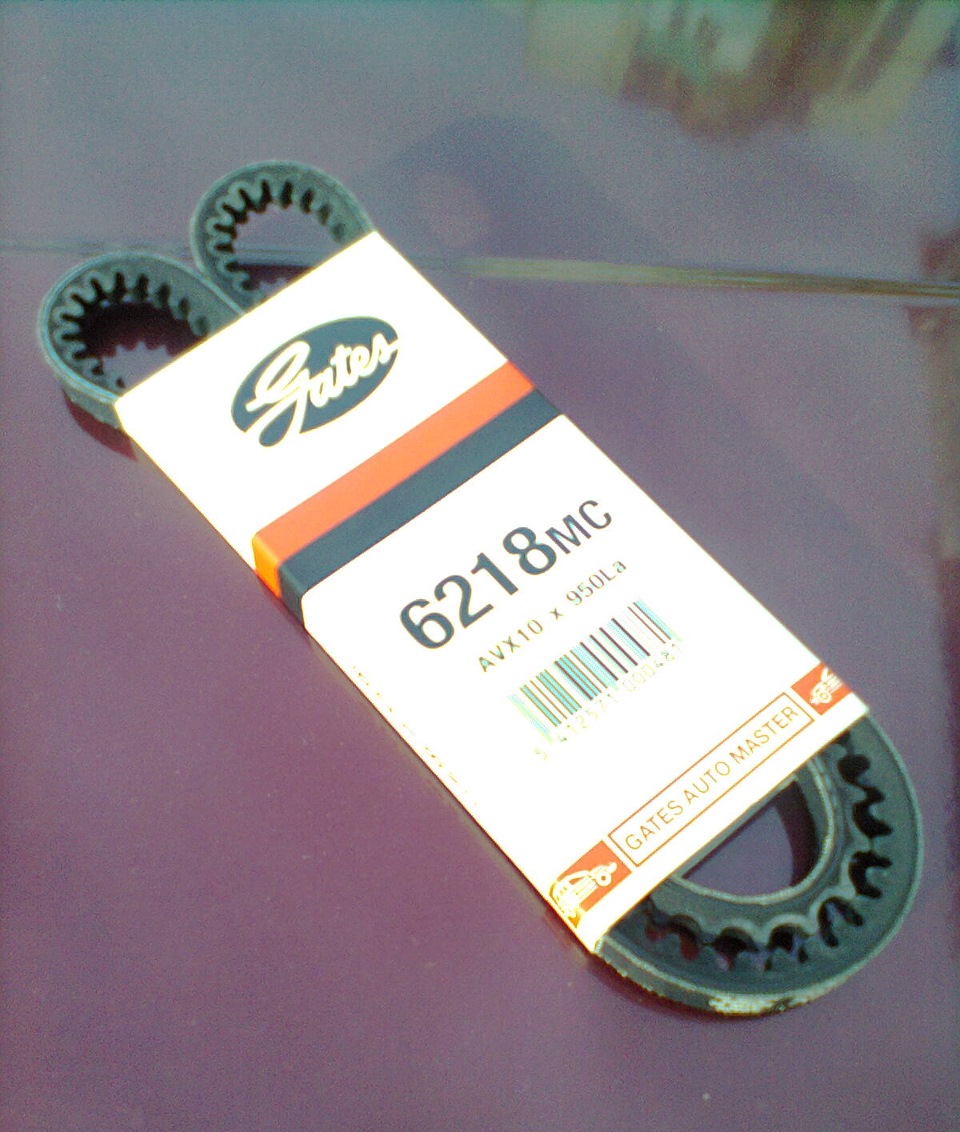 Замена ремня генератора — Volkswagen Golf Mk2, 1,6 л, 1988 года ...