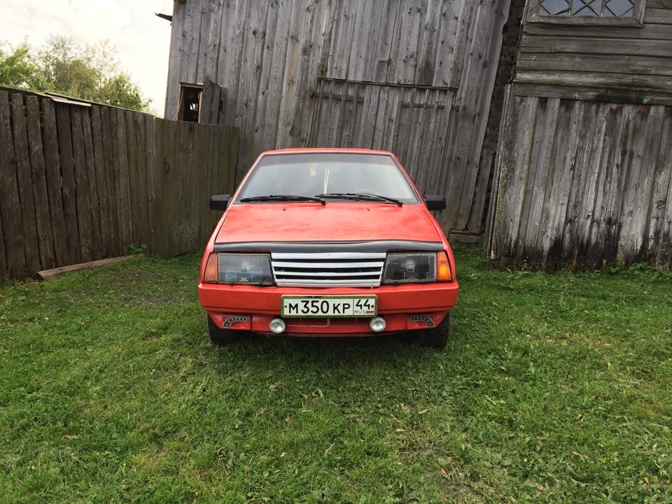 Новое лицо, новый задок(бампера в цвет кузова) — Lada 2108, 1,3 л, 1992 ...