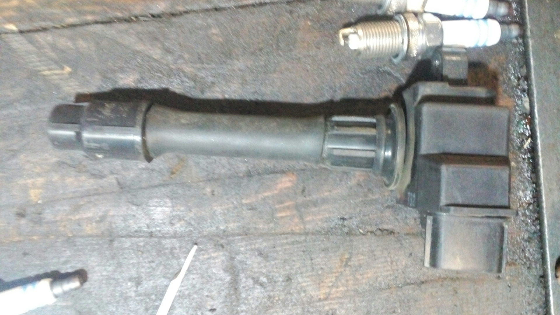 Замена свечей — Nissan Maxima QX (A32), 2 л, 1998 года | тюнинг | DRIVE2