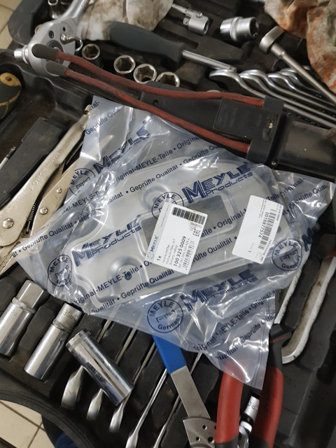 0B6325429 Фильтр масляный в АКПП / AUDI A4, A5, Q5 08~ VAG | Запчасти ...