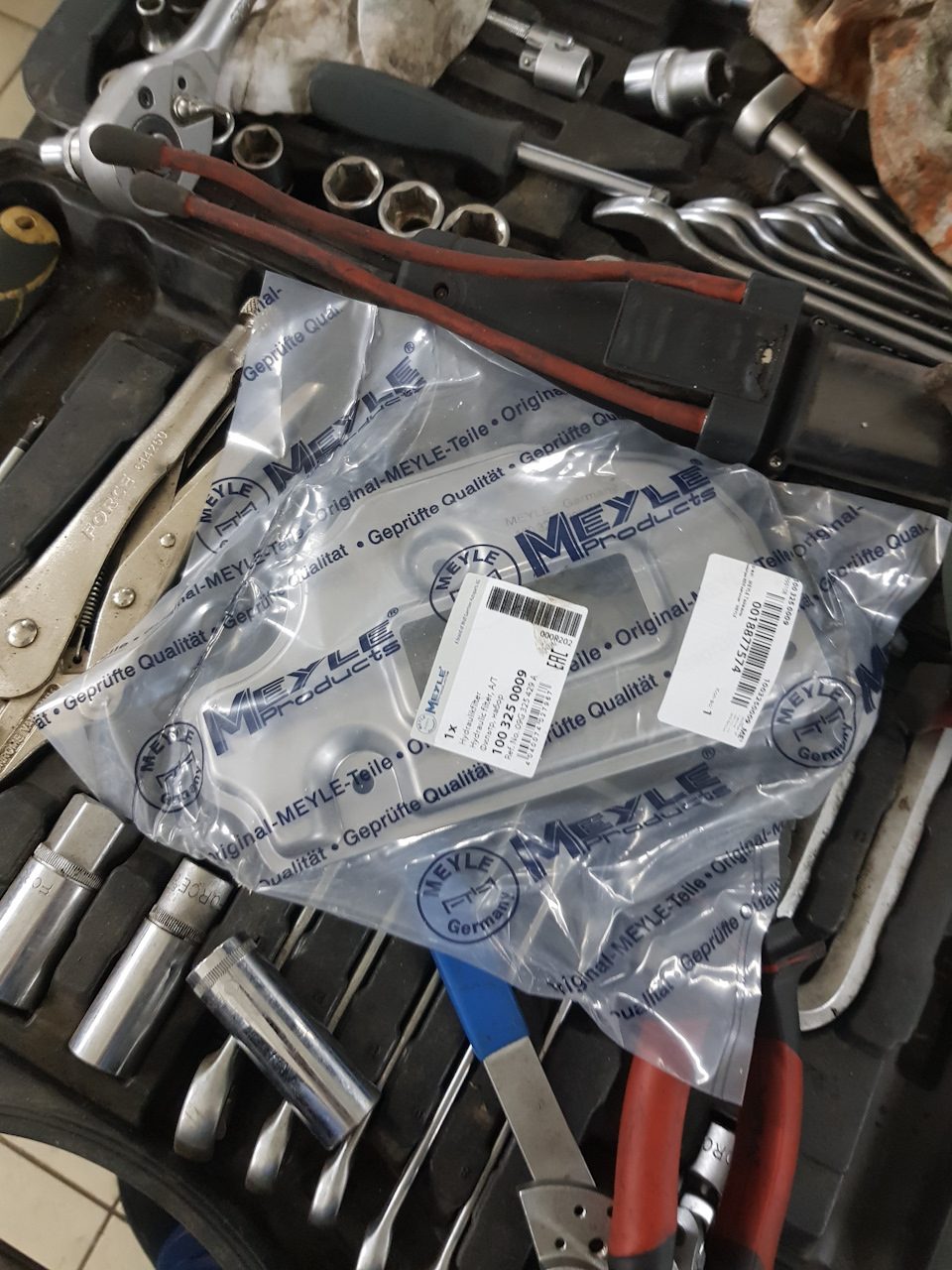 0B6325429 Фильтр масляный в АКПП / AUDI A4, A5, Q5 08~ VAG | Запчасти ...