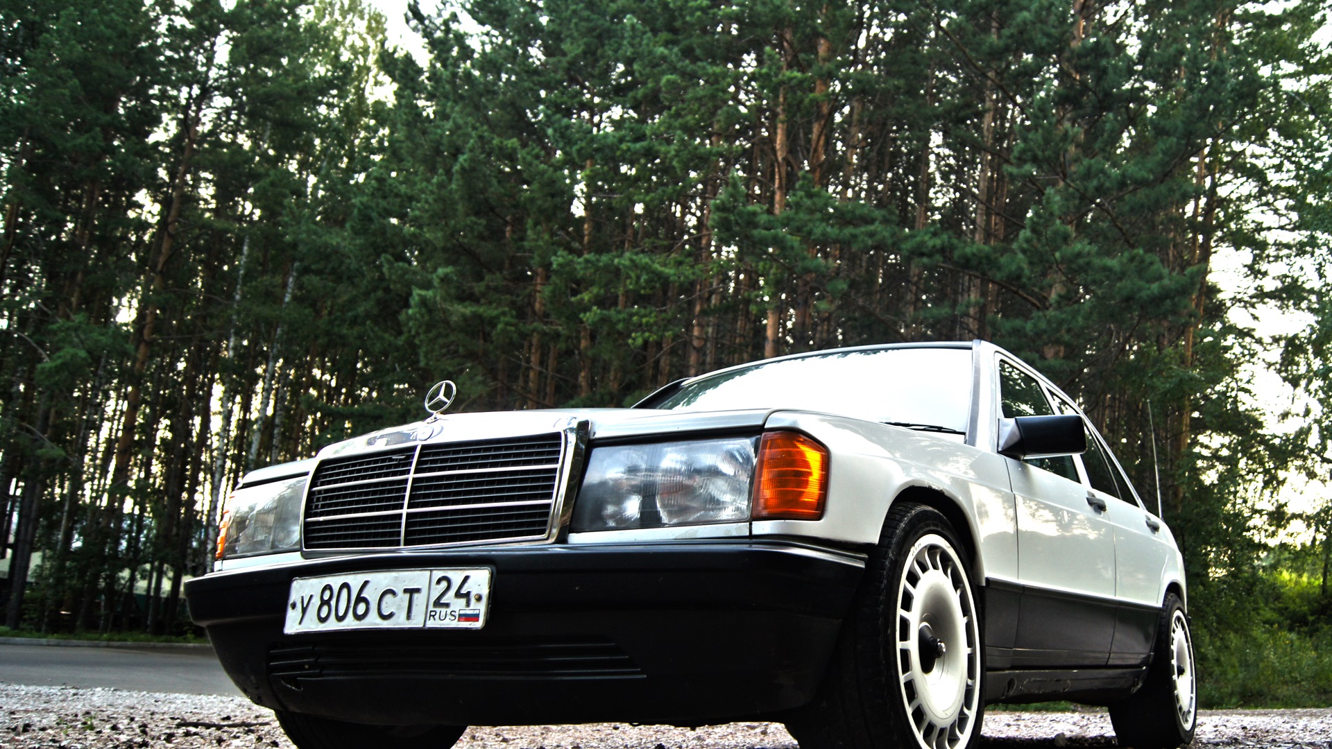 Mercedes-Benz 190 (W201) 4.0 бензиновый 1988 | V8 1UZ на DRIVE2