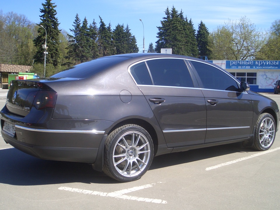 OZ Racing Ultraleggera R18 — Volkswagen Passat B6, 2 л, 2007 года ...