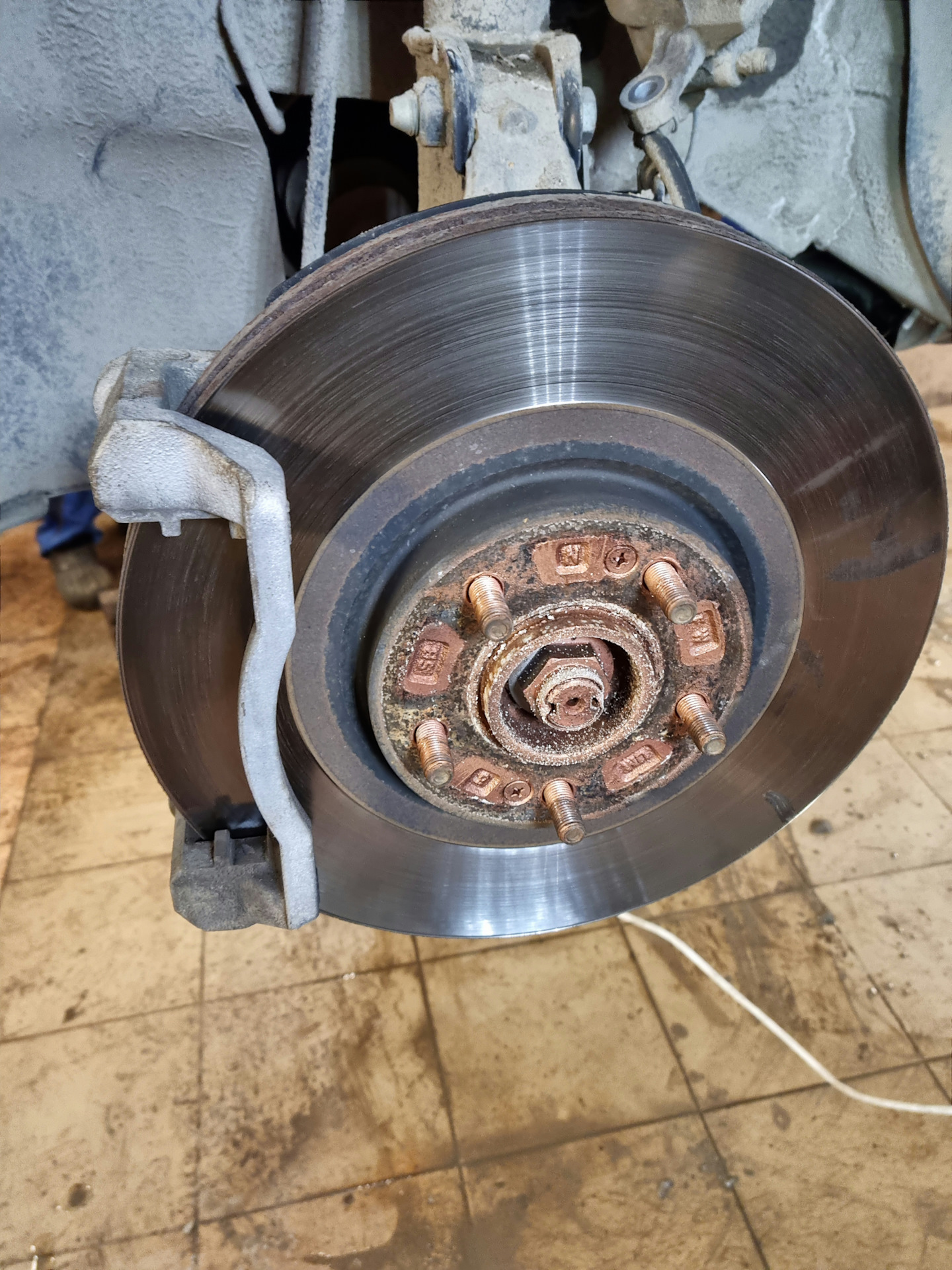 Тормоза — Hyundai Santa Fe (4G), 2,2 л, 2018 года | расходники | DRIVE2