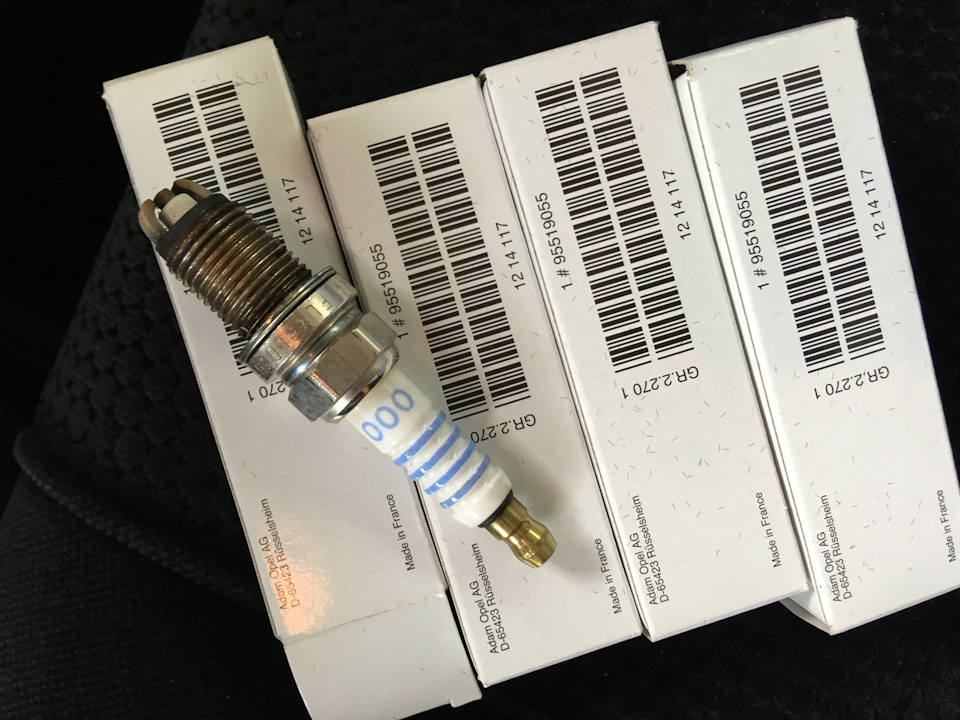 95519055 Свеча зажигания 2 боковых электрода BOSCH Type OPE GM ...