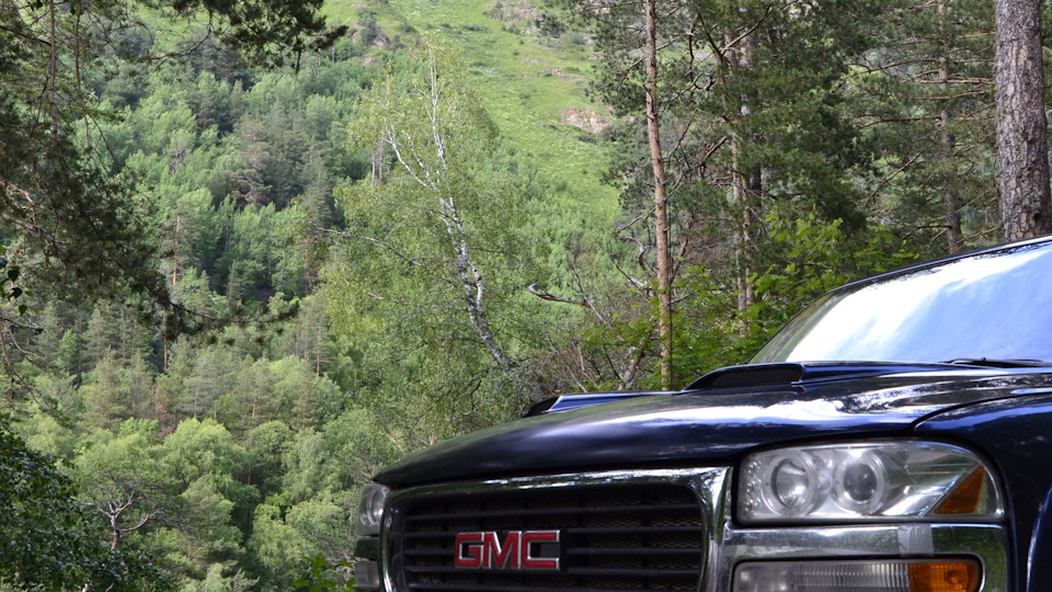 GMC Yukon (GMT800) 5.3 бензиновый 2000 | на DRIVE2