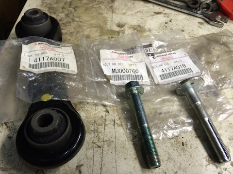 4117A018 Болт регулировки сход-развала Mitsubishi | Запчасти на DRIVE2