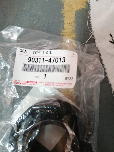 9031147013 Сальник переднего дифференциала, на полуось TOYOTA LEXUS ...