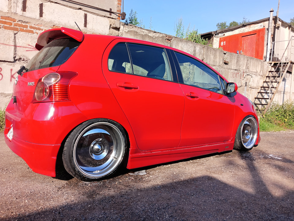 Toyota Yaris 2 кузов — Сообщество «Stanced» на DRIVE2