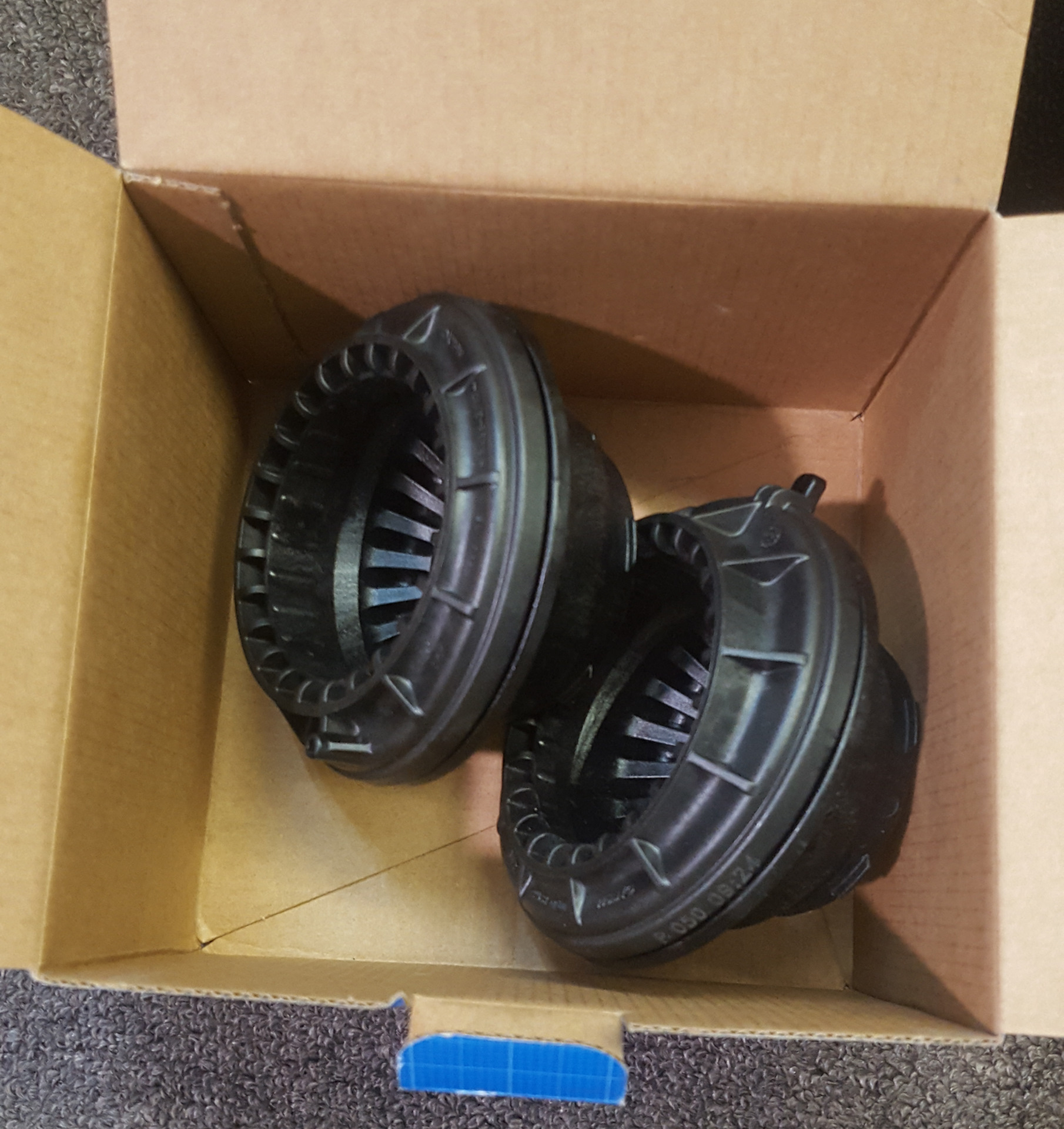 Замена масла в ДВС + ремонт передней подвески — Volvo XC70 III, 2,4 л ...