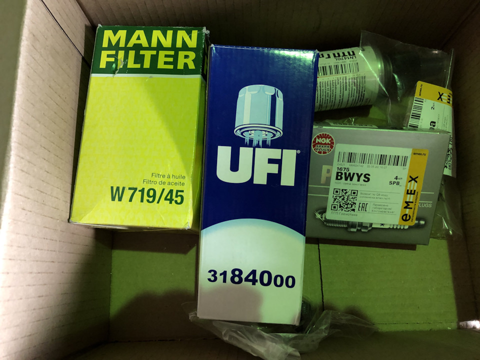 ТО. Масло, топливный фильтр, свечи. — Skoda Octavia A5 Mk2, 1,8 л, 2013 ...