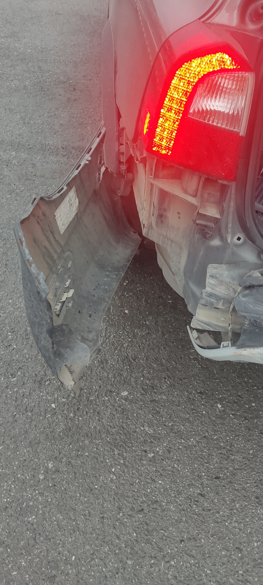 Бедашка( — Volvo XC70 III, 2,4 л, 2011 года | ДТП | DRIVE2