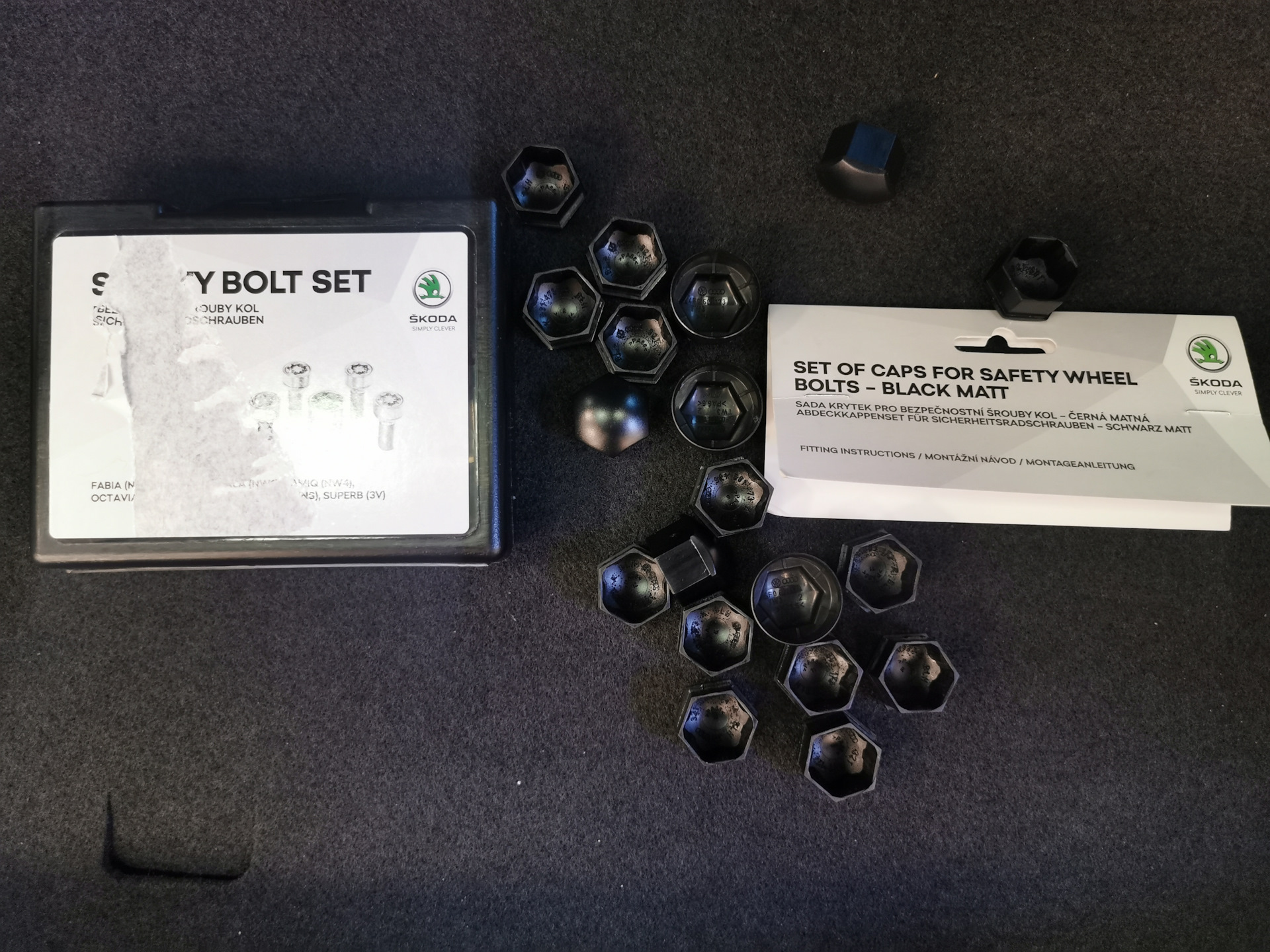 R19 Cursa + датчики давления + секретные болты + колпачки — Skoda ...