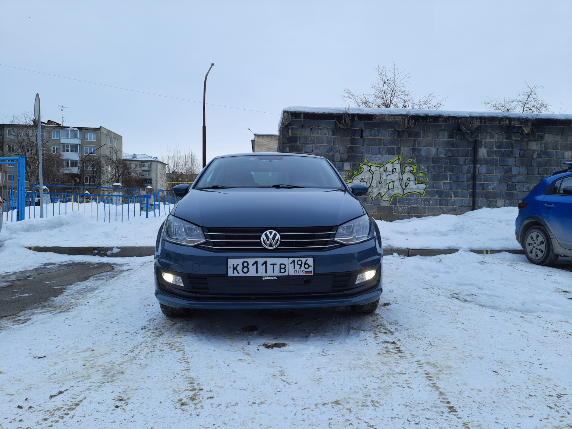 Светодиодные лампы ДиЛаС P21W серии Лайт (4000 K) в ДХО — Volkswagen ...
