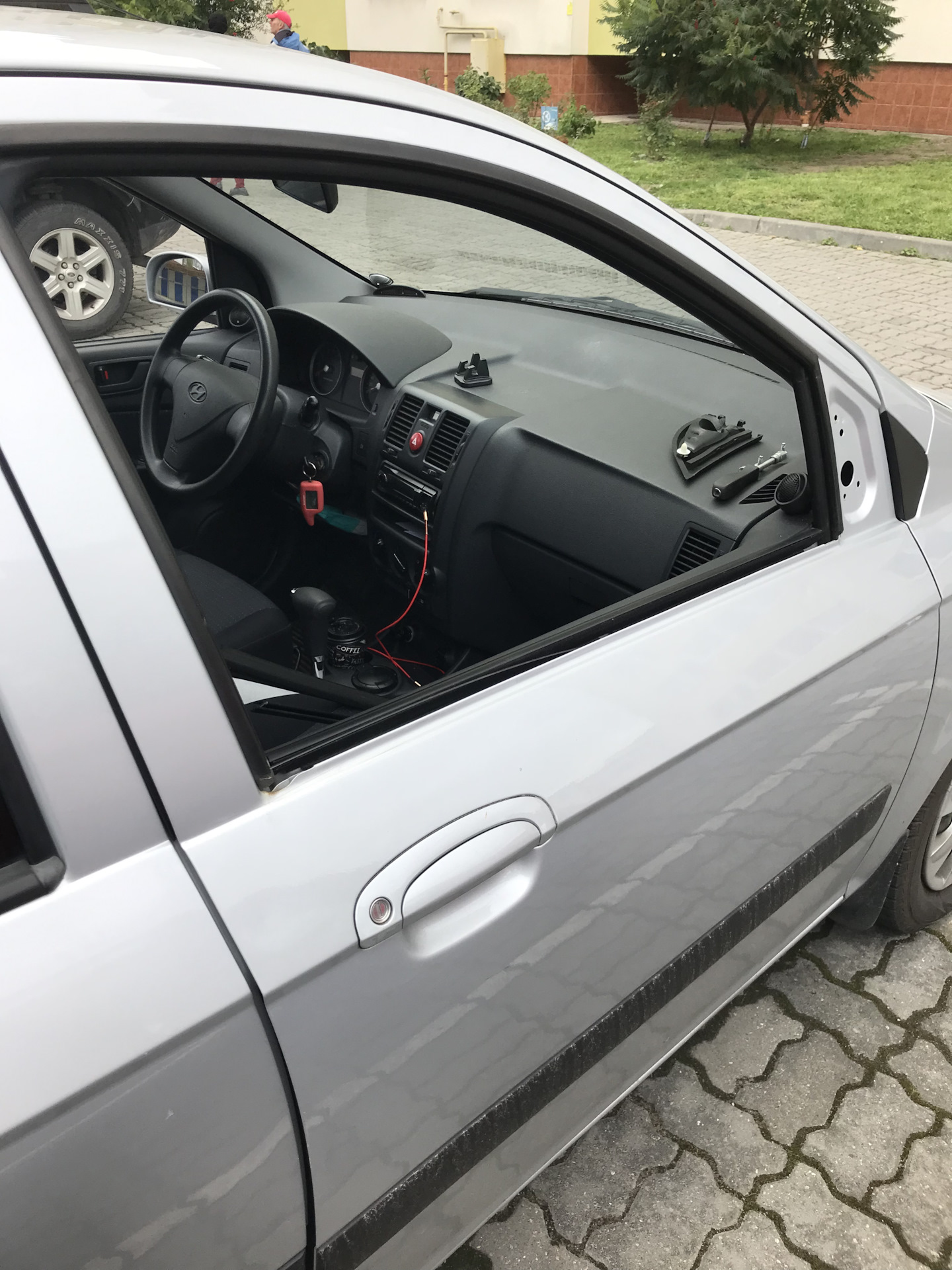 Наружние молдинги стёкол. — Hyundai Getz, 1,4 л, 2008 года | аксессуары ...