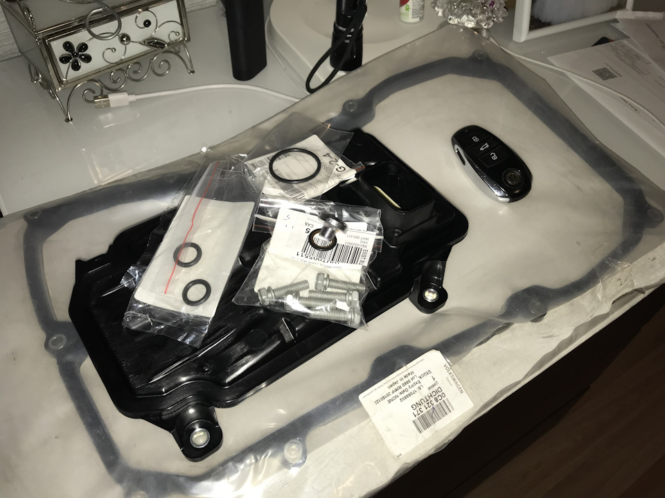 0C8321371 Прокладка поддона АКПП / AUDI Q7, VW Touareg 10~ VAG ...