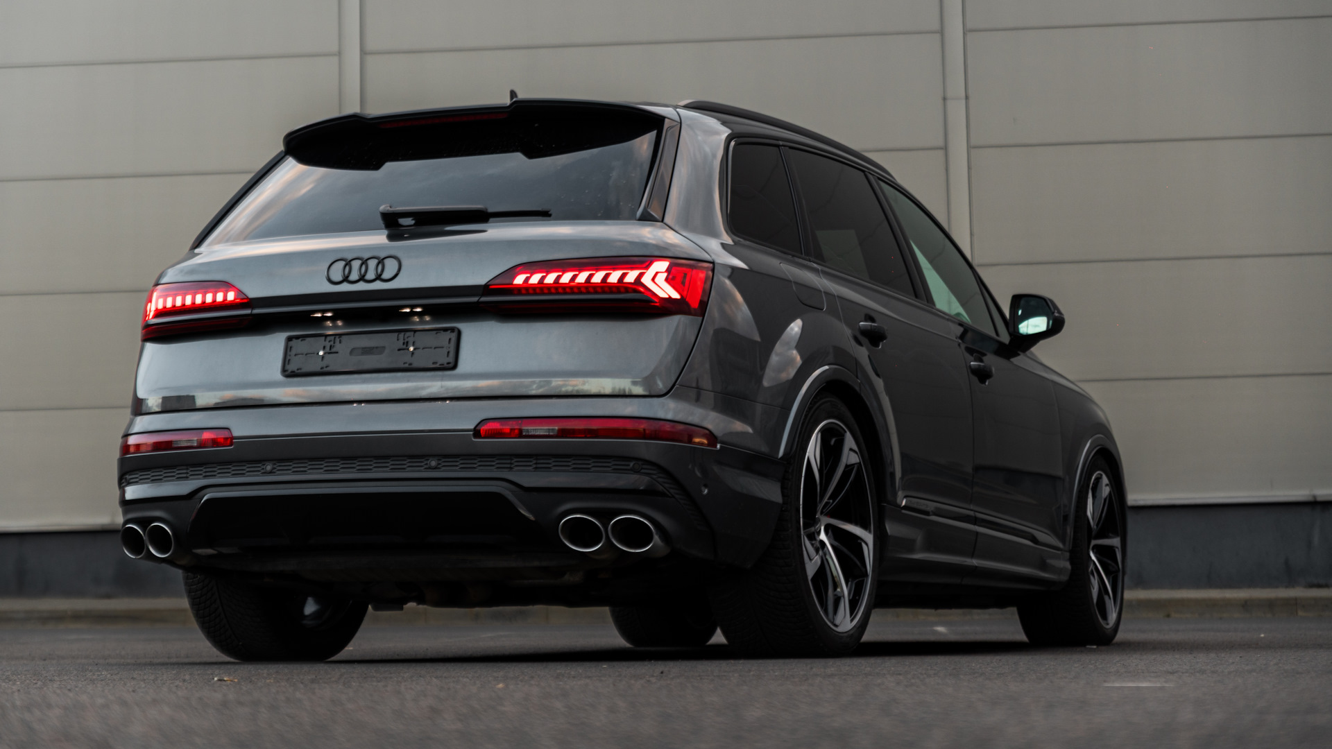 Audi SQ7 4.0 бензиновый 2021 | EA825 ~Чёрная Магия~ на DRIVE2