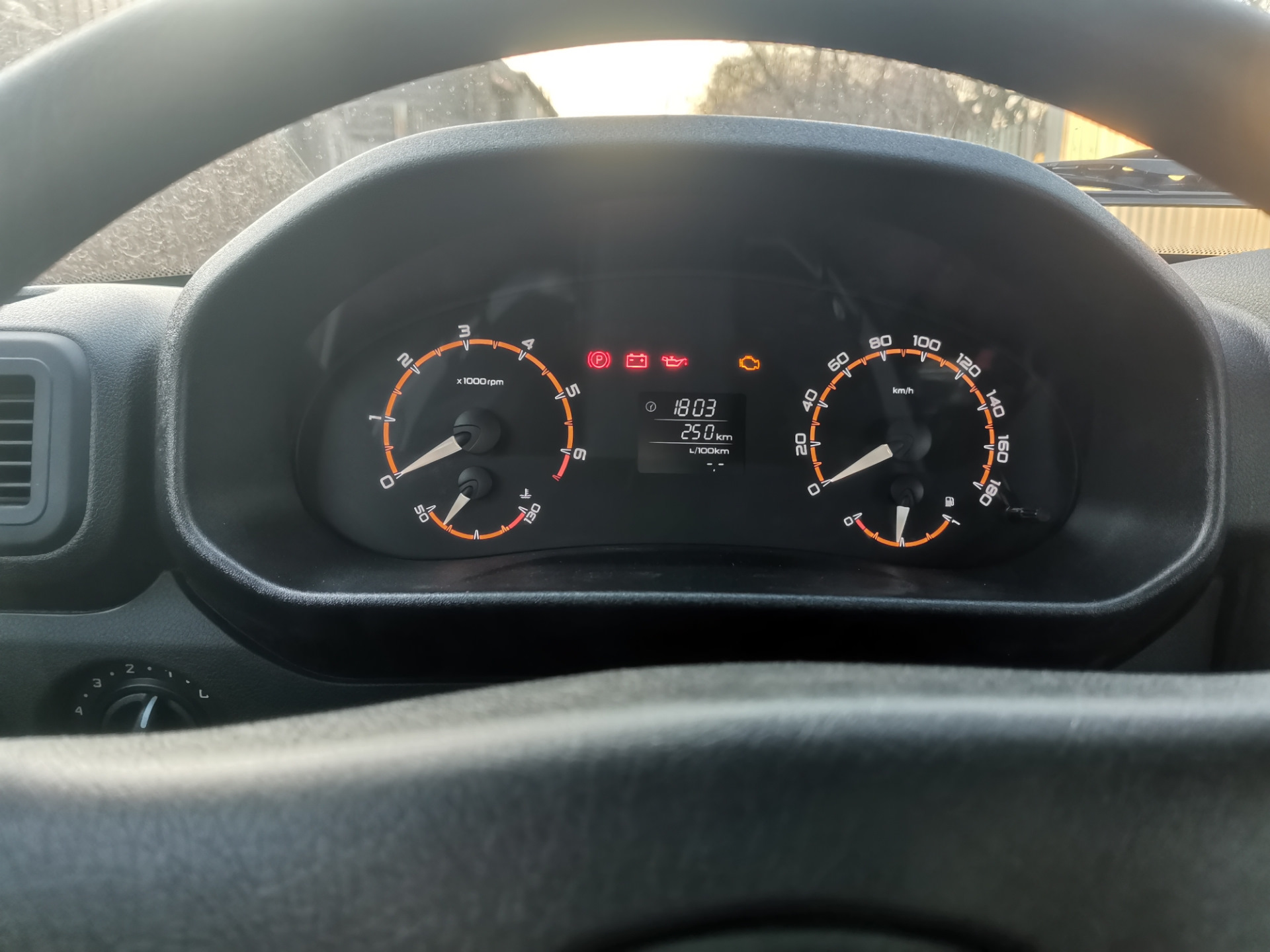 Резина Лето и мойка + цена шиномонтажа — Suzuki Vitara (4G), 1,6 л, 2019 года | шины | DRIVE2