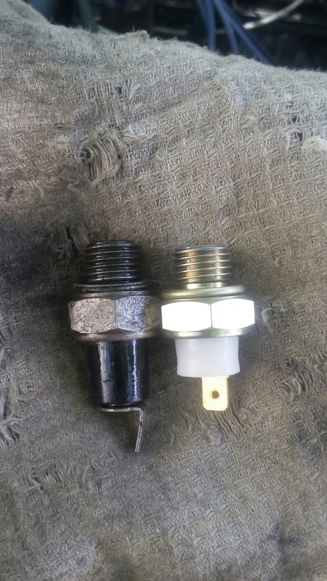 Датчик давления масла — Lada 2101, 1,1 л, 1971 года | наблюдение | DRIVE2