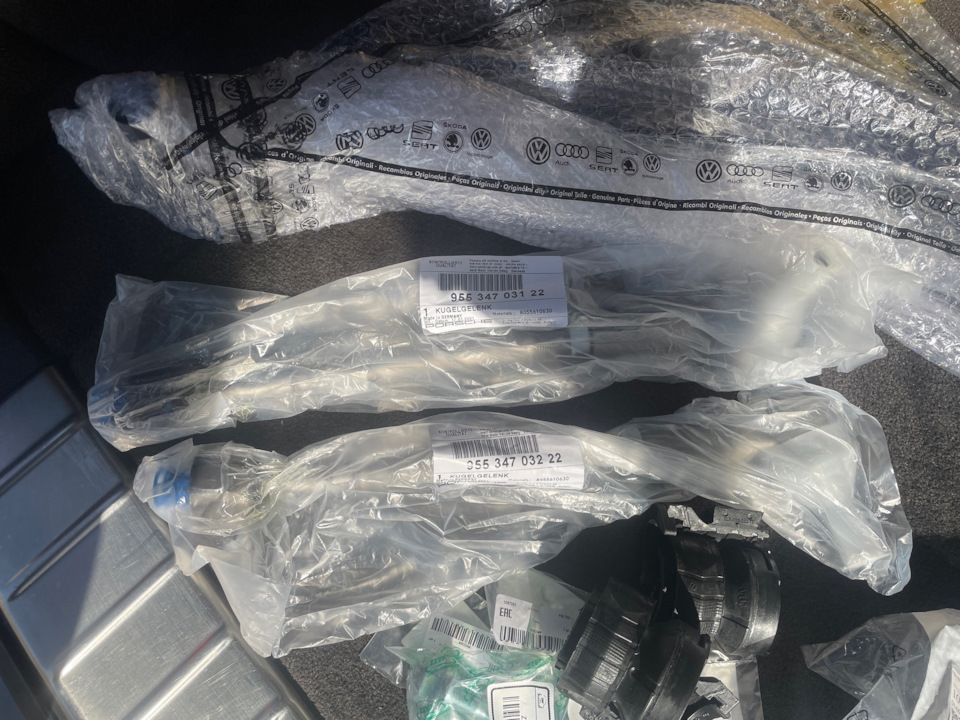 Замена: рычаг передний правый, втулки стаба перед, рулевые тяги и ...