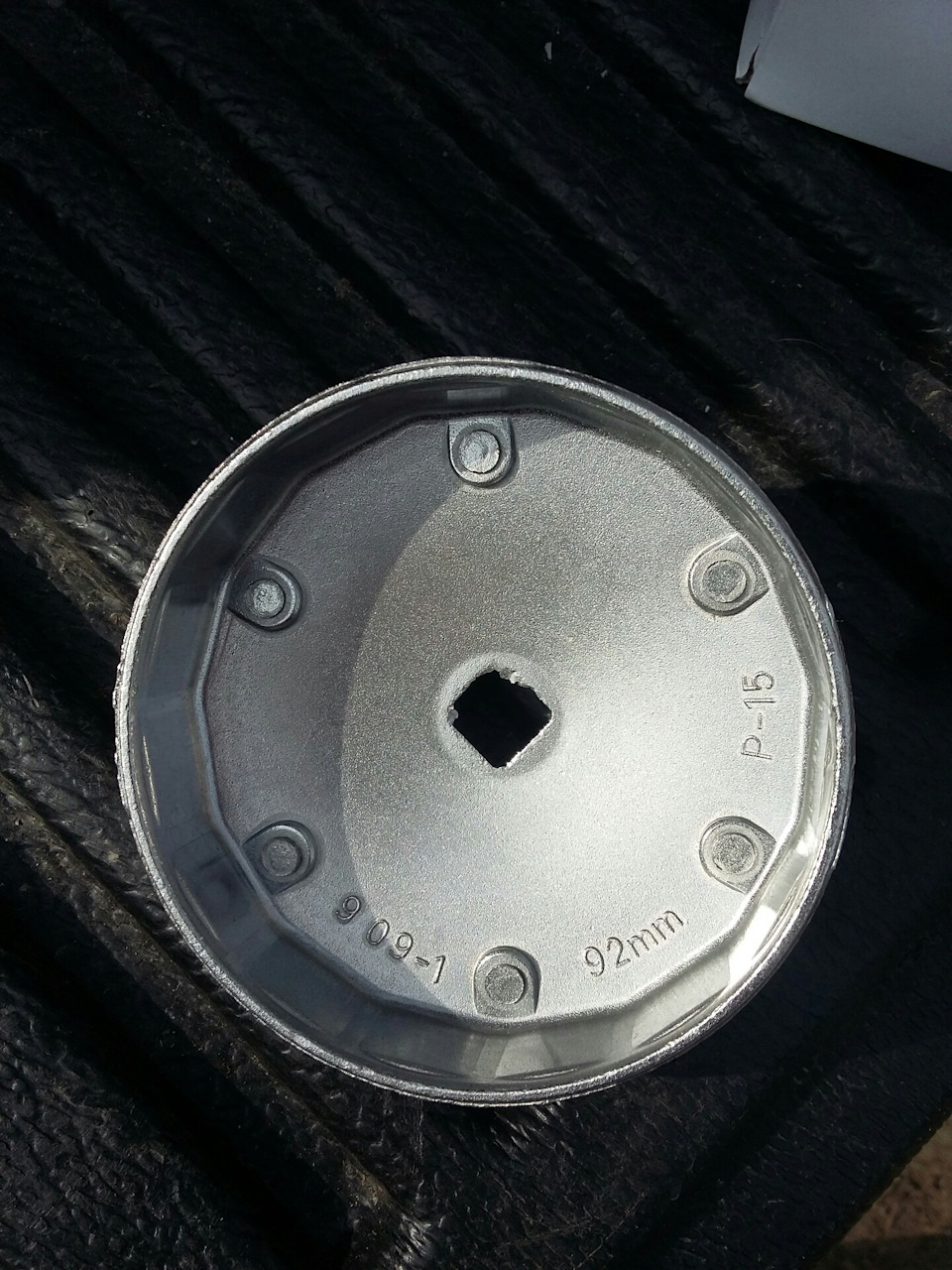 Замена масла. Снова ЛУКОЙЛ Genesis Armortech 5W-40. Съемник масляного ...