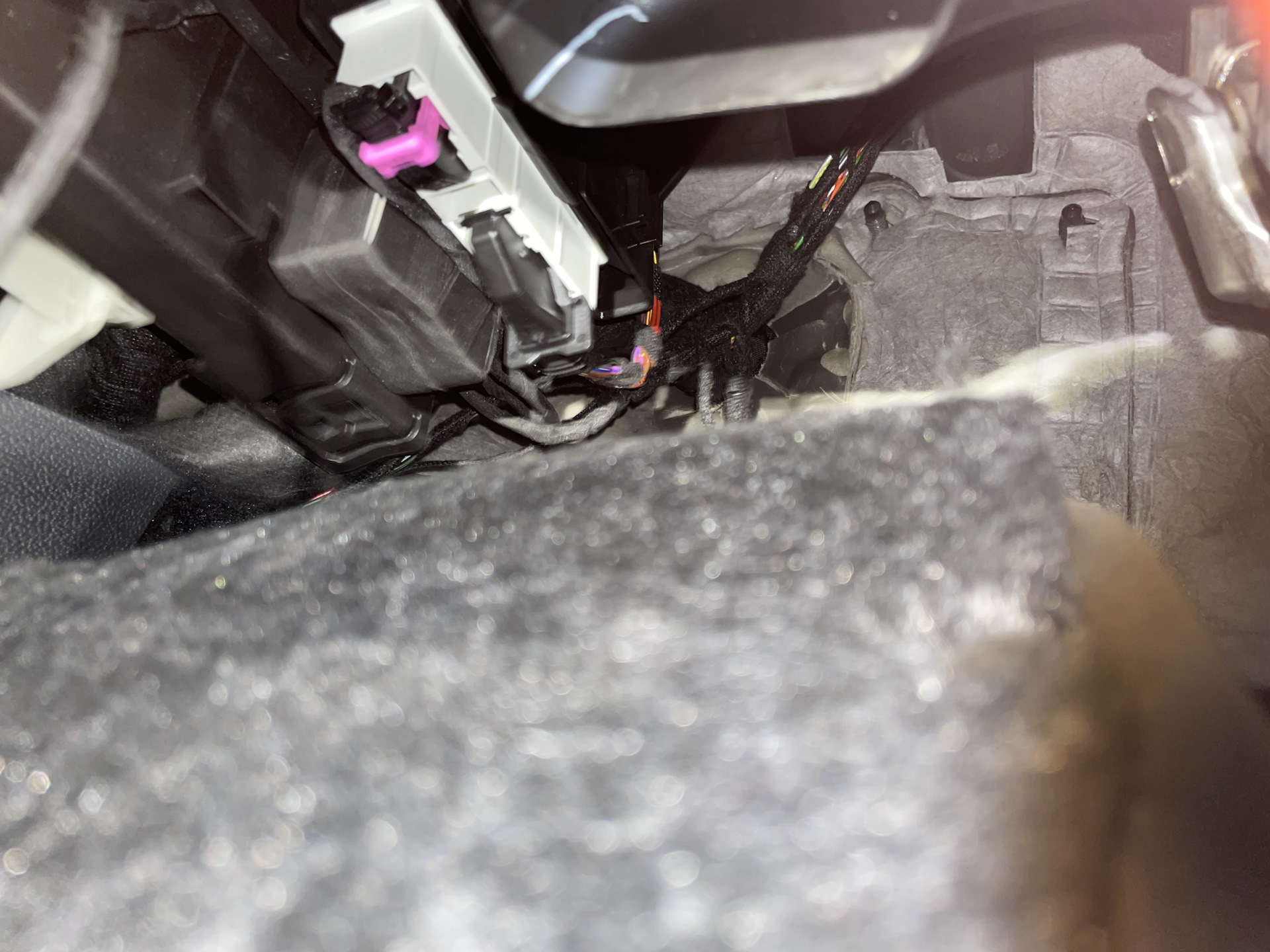 Установка симпозера (soundaktor) на Passat B8.5 Alltrack — Volkswagen ...