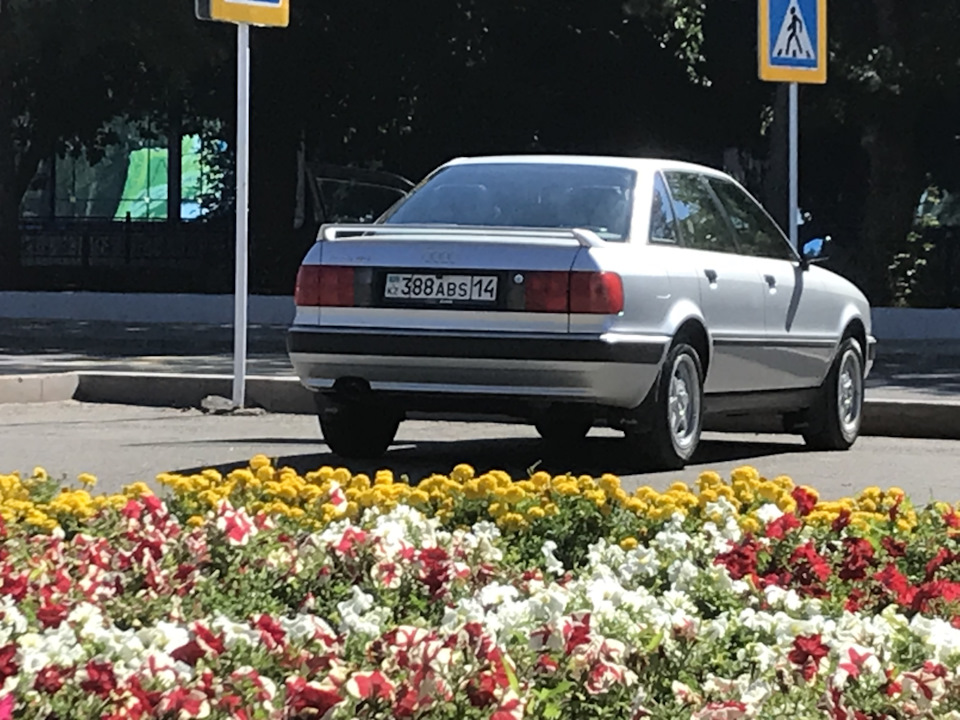 Планка на допы и оригинальный чехол кулисы КПП — Audi 80 (B4), 2 л ...