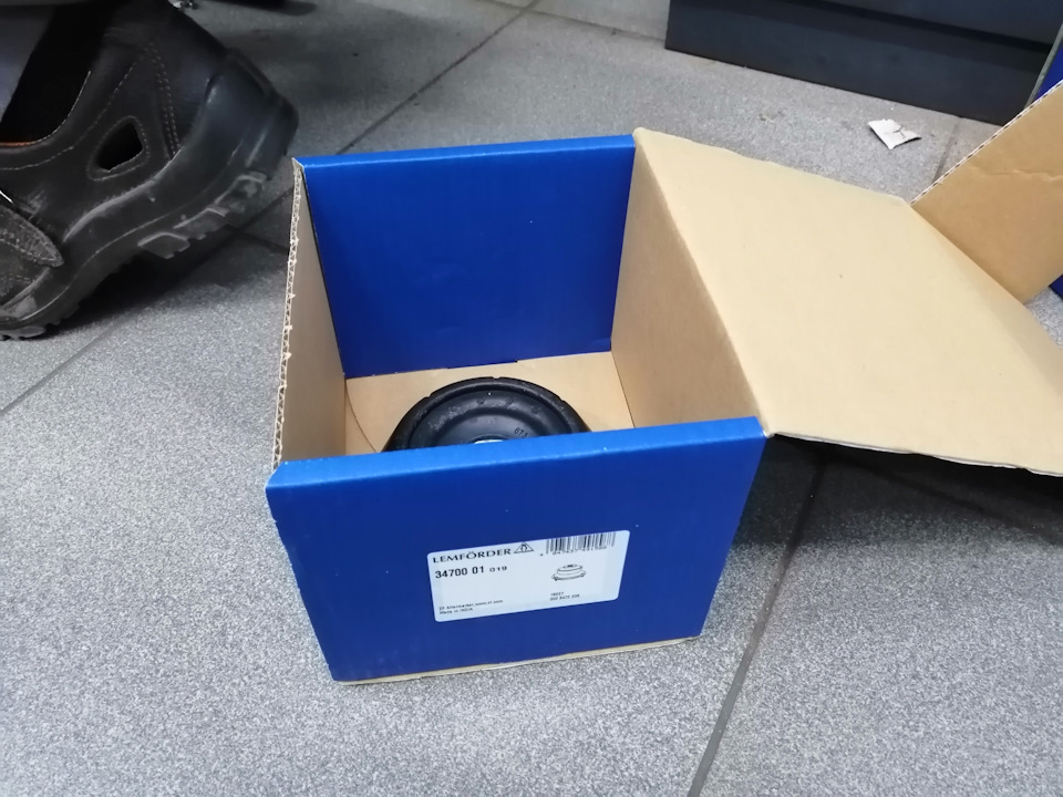 3470001 Ремкомплект, опора стойки амортизатора LEMFORDER | Запчасти на ...