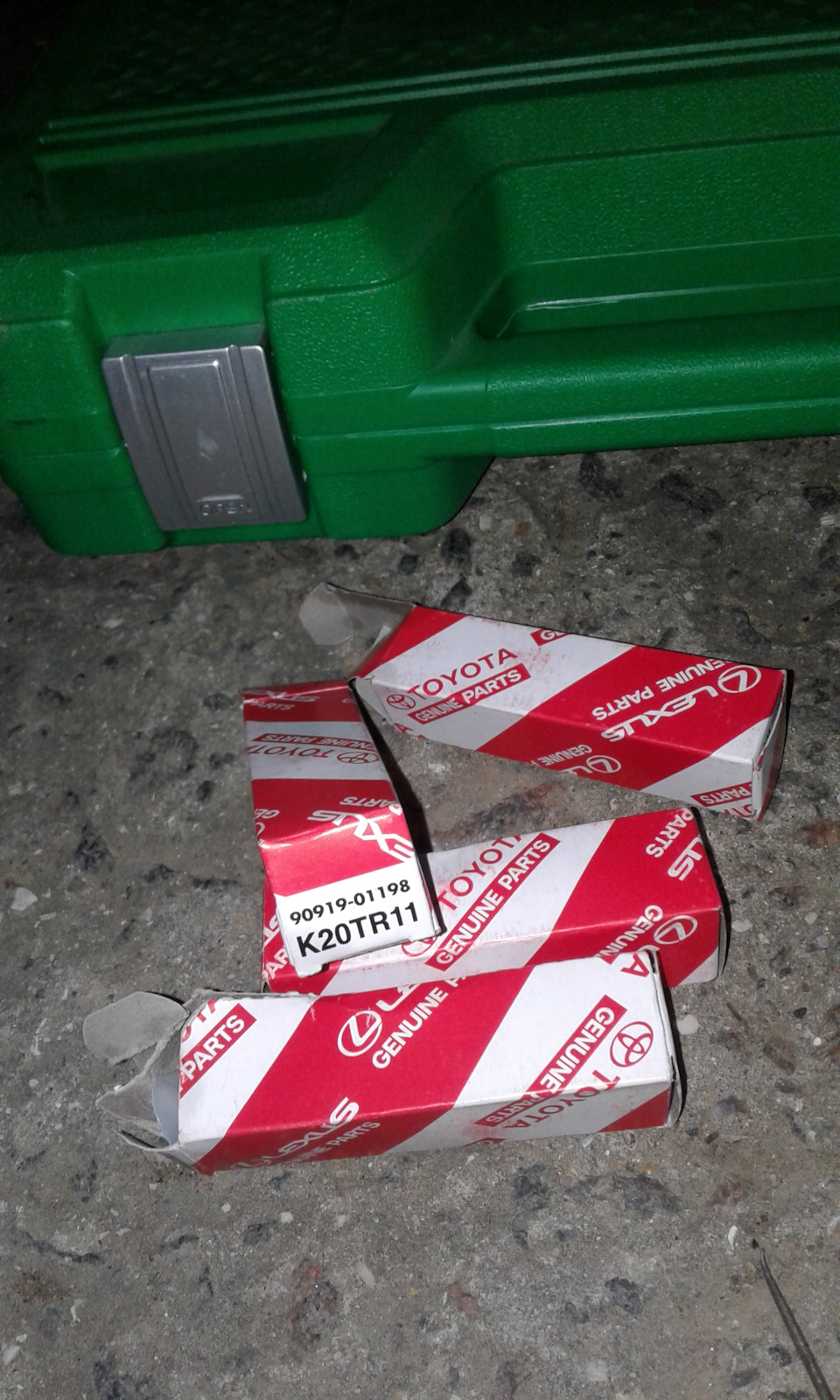 9091901198 Свеча зажигания TOYOTA LEXUS | Запчасти на DRIVE2