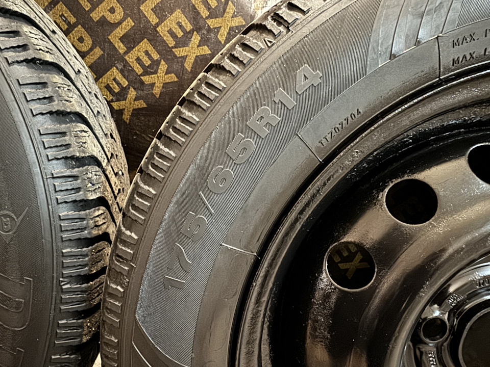 Шины зимние нешипованные Dunlop 175/65 R14, штампованные диски GM 6 ...