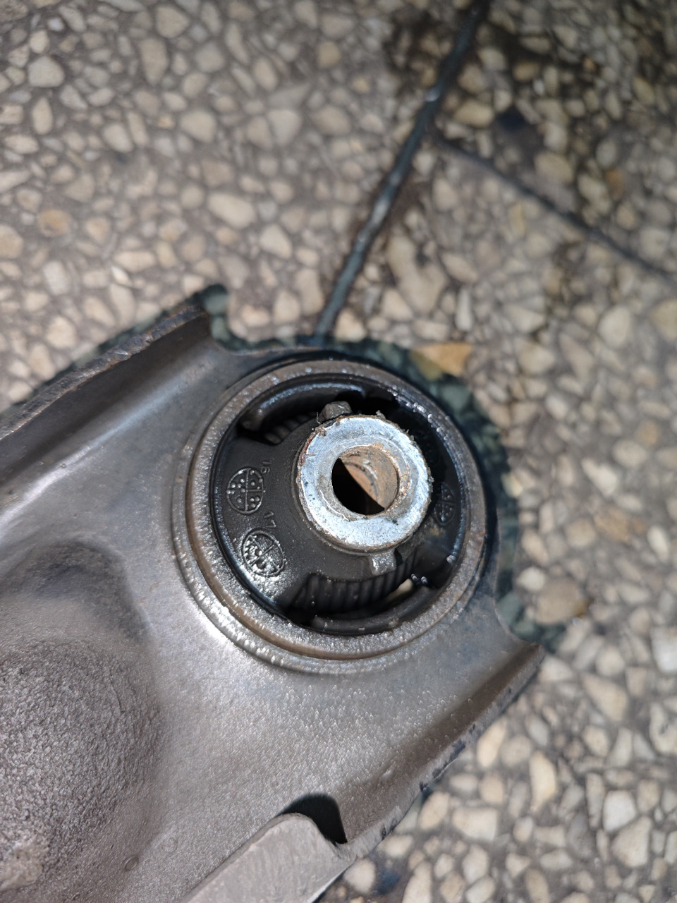 Сборная запись об обслуживании X-TRAIL T32 на 4 году эксплуатации ...